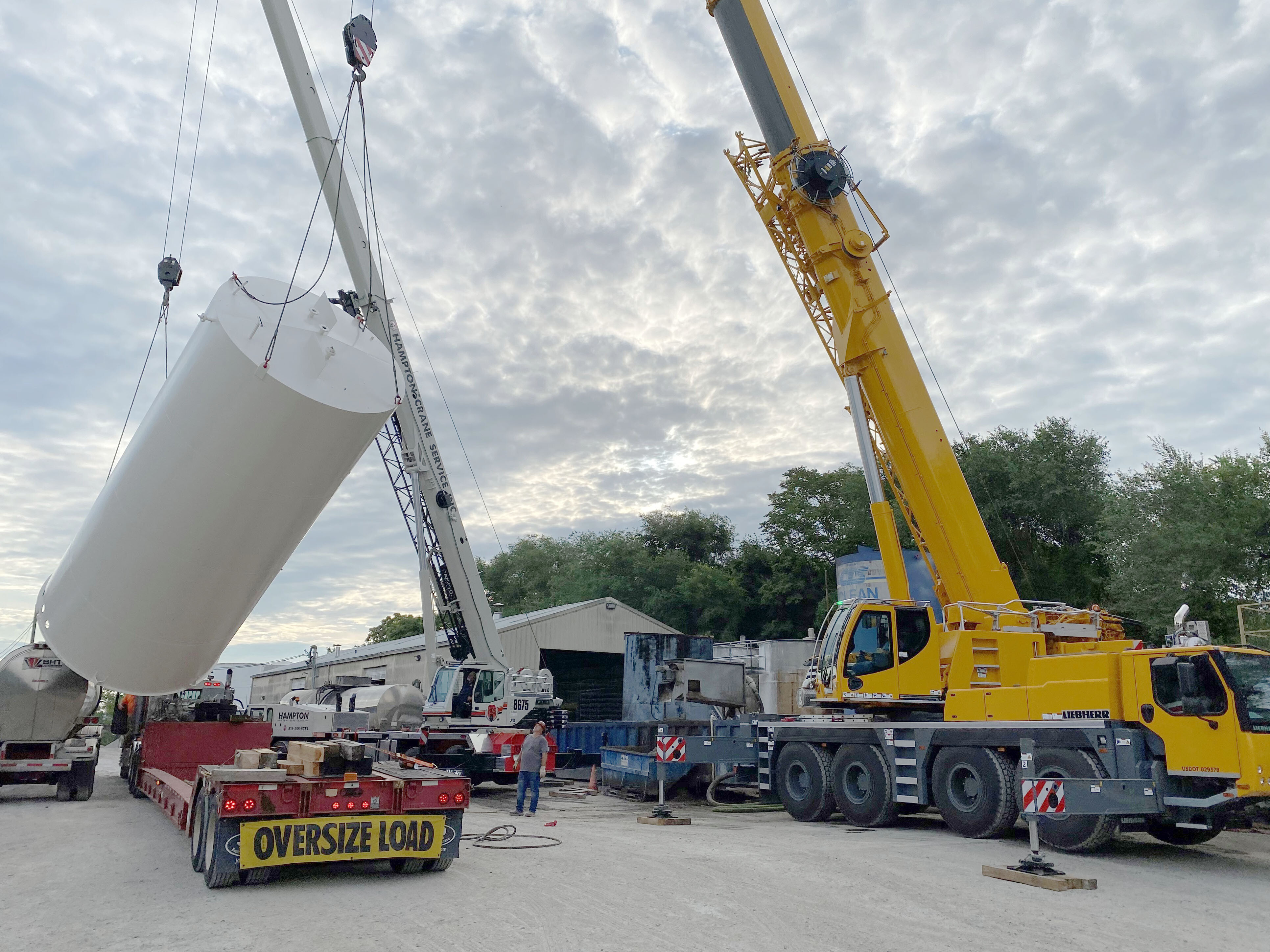 Machinery Moving & Cranes | Hampton Crane, Nashville 37218
